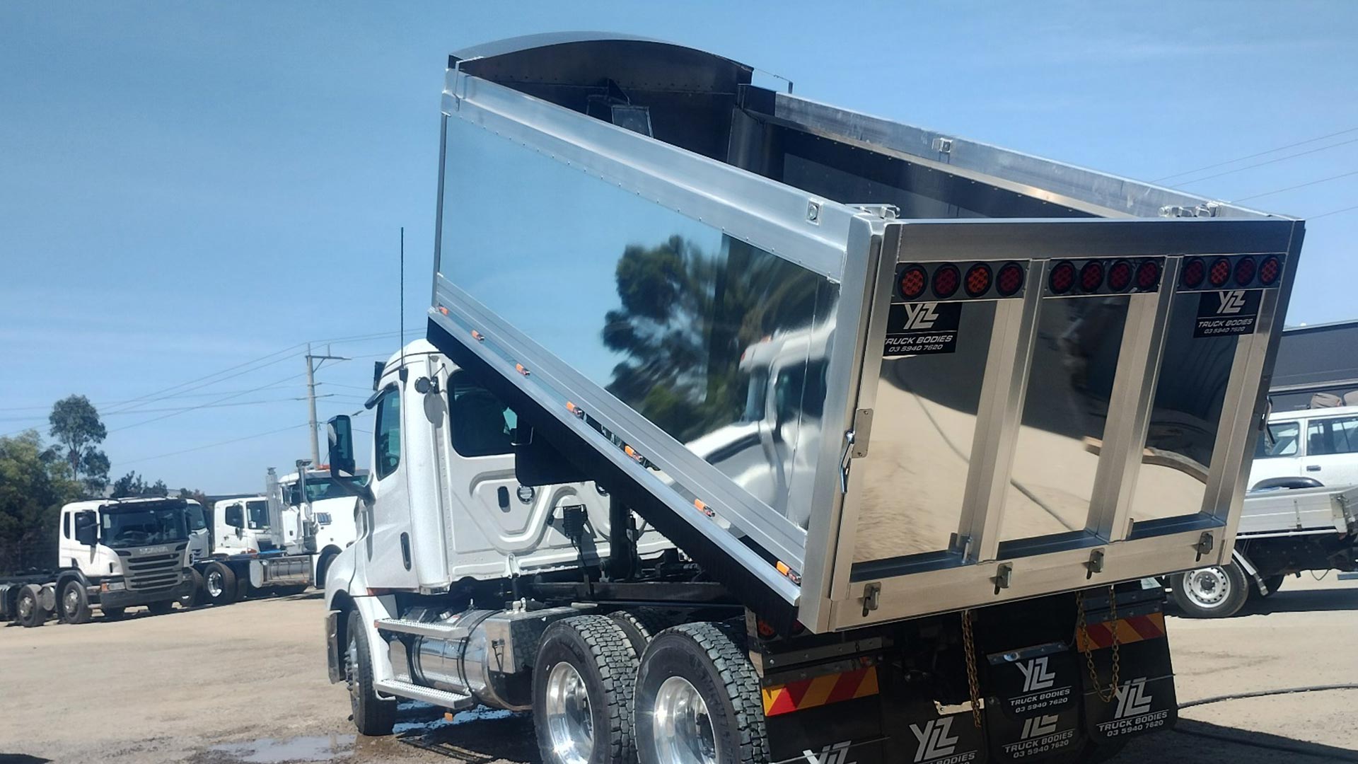 Superior aluminium tipper truck bodies & tippers